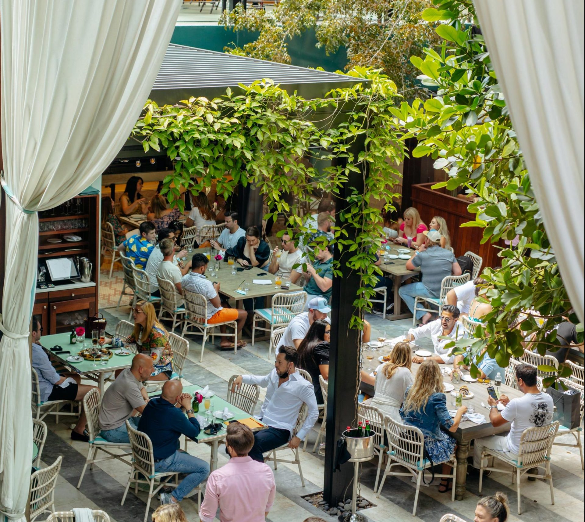 NYC’s Biggest Restaurateurs Are Turning Miami Into America’s Hottest ...